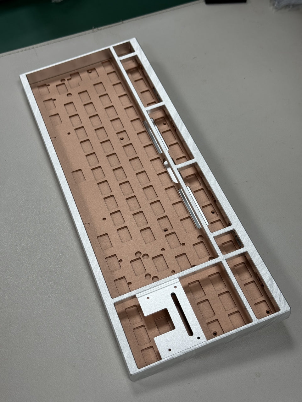 Custom Keyboard Kits: Build Your Dream Mechanical Keyboard | Unikeys ...