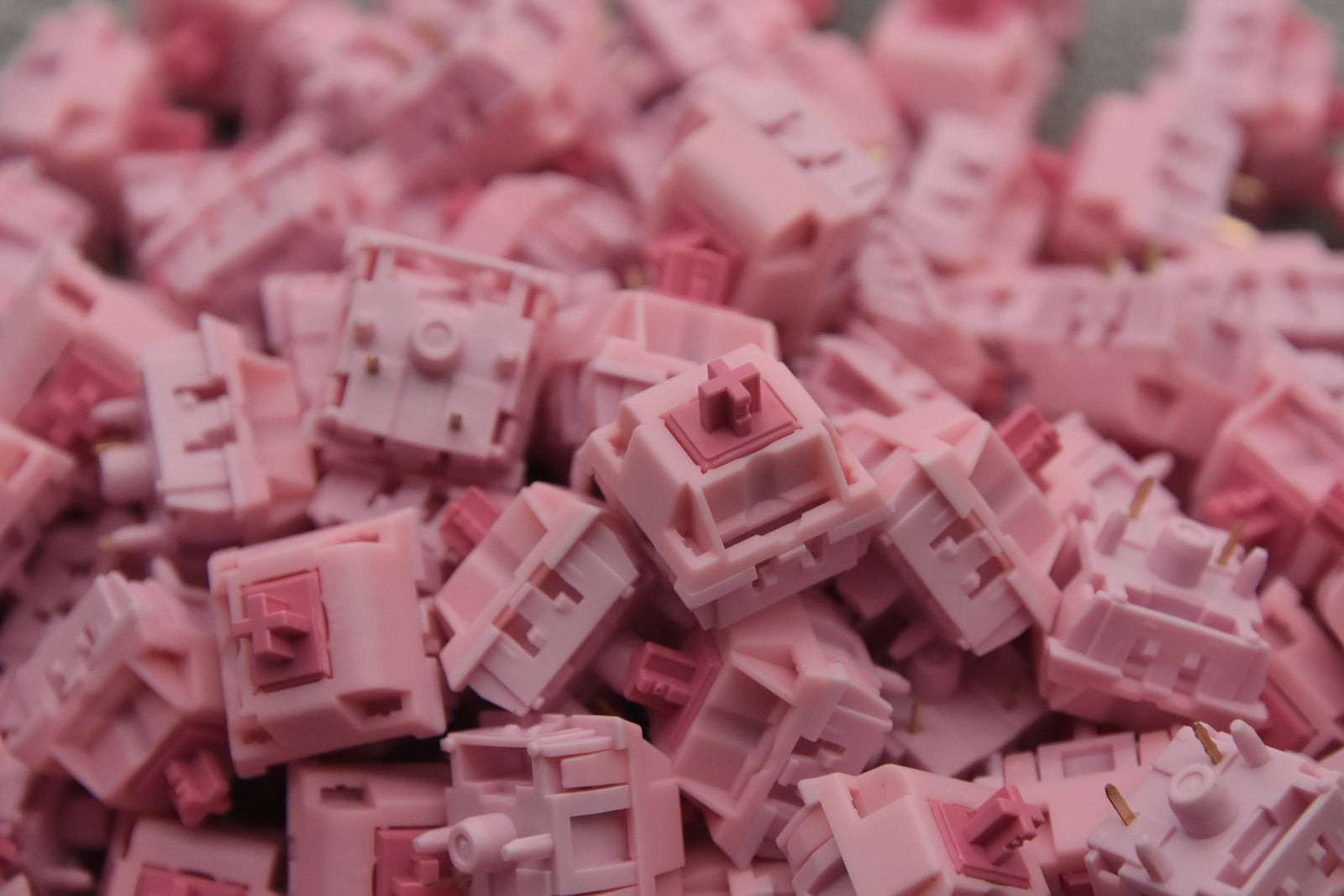 Keygeek Keyboard Switches – Including MZ Y3, Mirror Lake, & More
