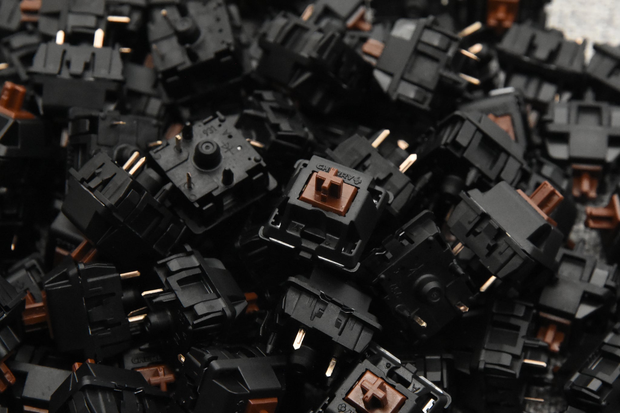 Broken-In Cherry MX Switches (10pcs): Instant Smooth Typing Experience