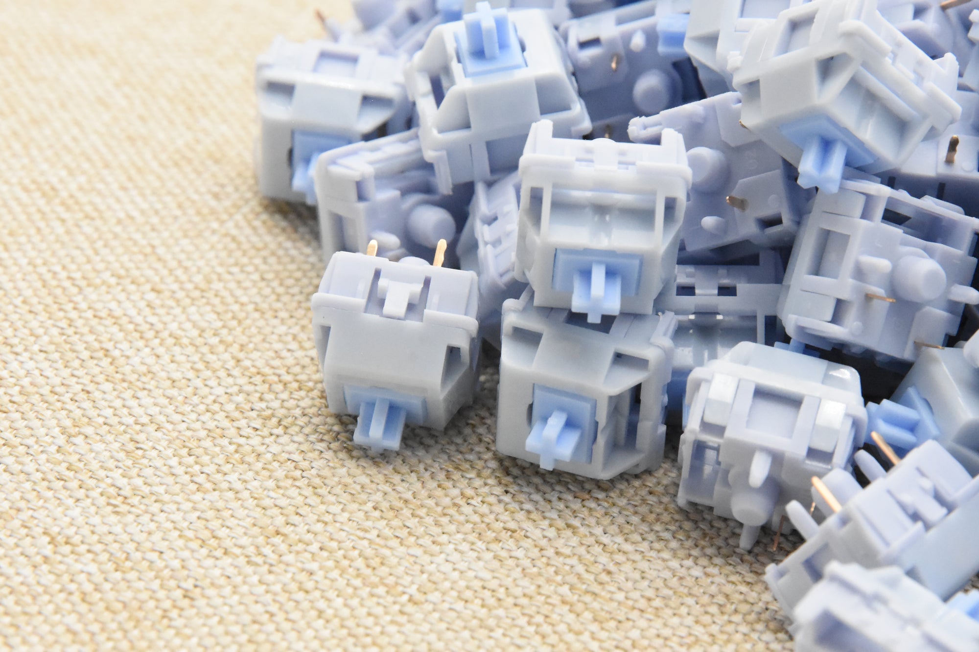 HMX Swift V2 Linear Switches (10pcs): Factory Lubed for Lightning-Fast ...