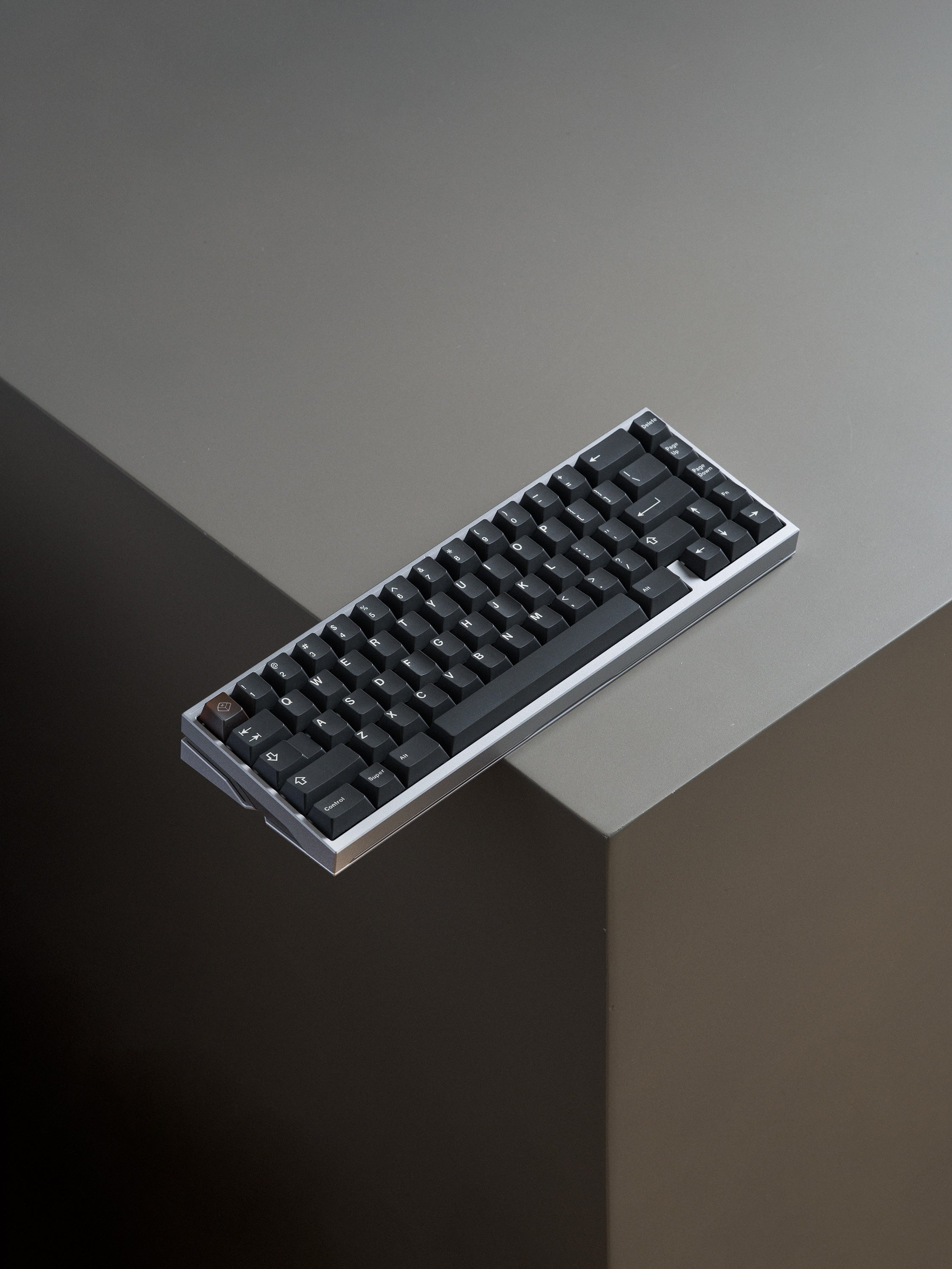 Custom Keyboard Kits: Build Your Dream Mechanical Keyboard | Unikeys ...